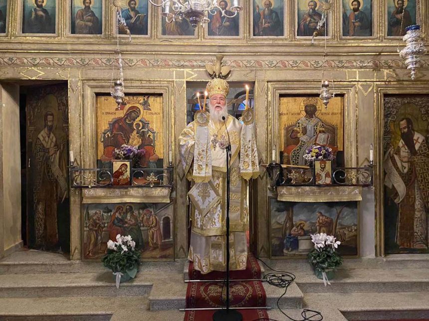 ΚΟΥΡΑ ΜΟΝΑΧΟΥ ΣΤΗΝ ΜΗΤΡΟΠΟΛΗ ΚΕΡΚΥΡΑΣ