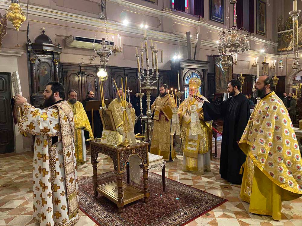 ΜΝΗΜΟΣΥΝΟ ΑΡΧΙΕΠΙΣΚΟΠΟΥ ΧΡΙΣΤΟΔΟΥΛΟΥ ΣΤΗΝ ΚΕΡΚΥΡΑ