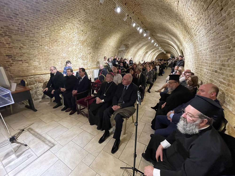 ΤΙΜΗΤΙΚΗ ΕΚΔΗΛΩΣΗ ΓΙΑ ΤΟΥΣ ΕΚΠΑΙΔΕΥΤΙΚΟΥΣ ΣΤΗΝ ΚΕΡΚΥΡΑ